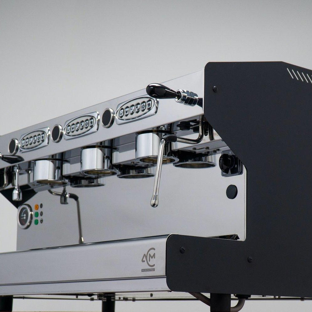 Commercial Machine – Darkstar Coffee